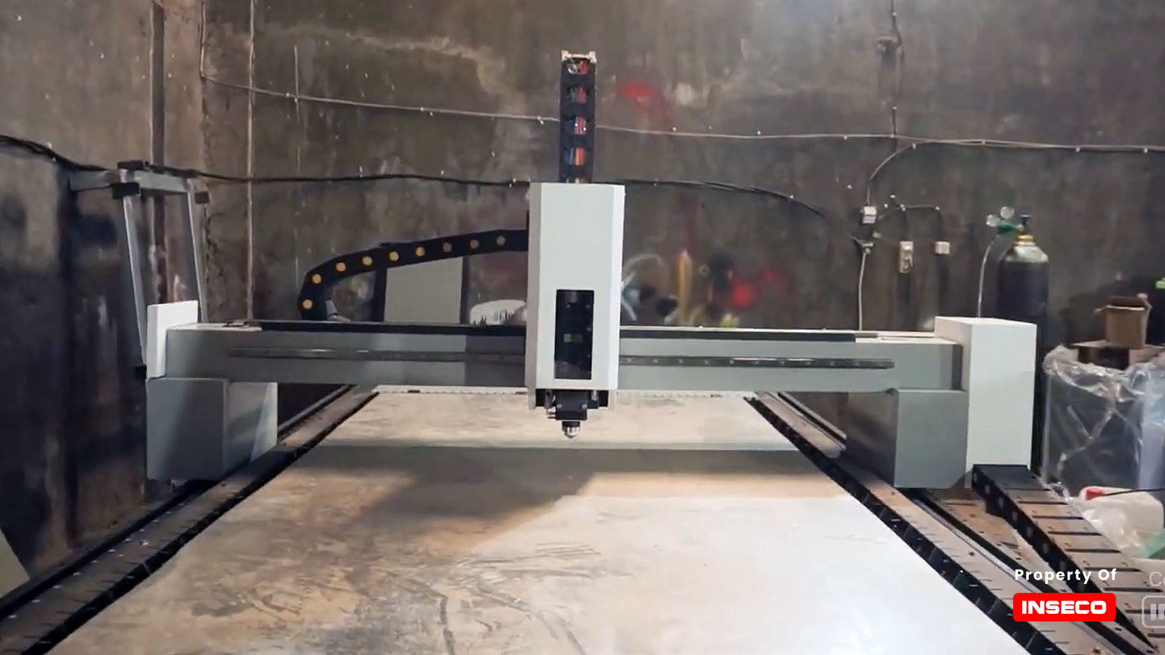 CNC Fiber Laser Cutting Inseco - Mesin Potong Laser Besi