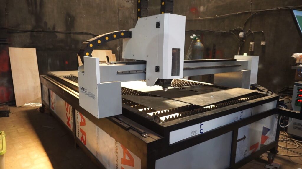 CNC Fiber Laser Cutting Inseco - Mesin Potong Laser Besi