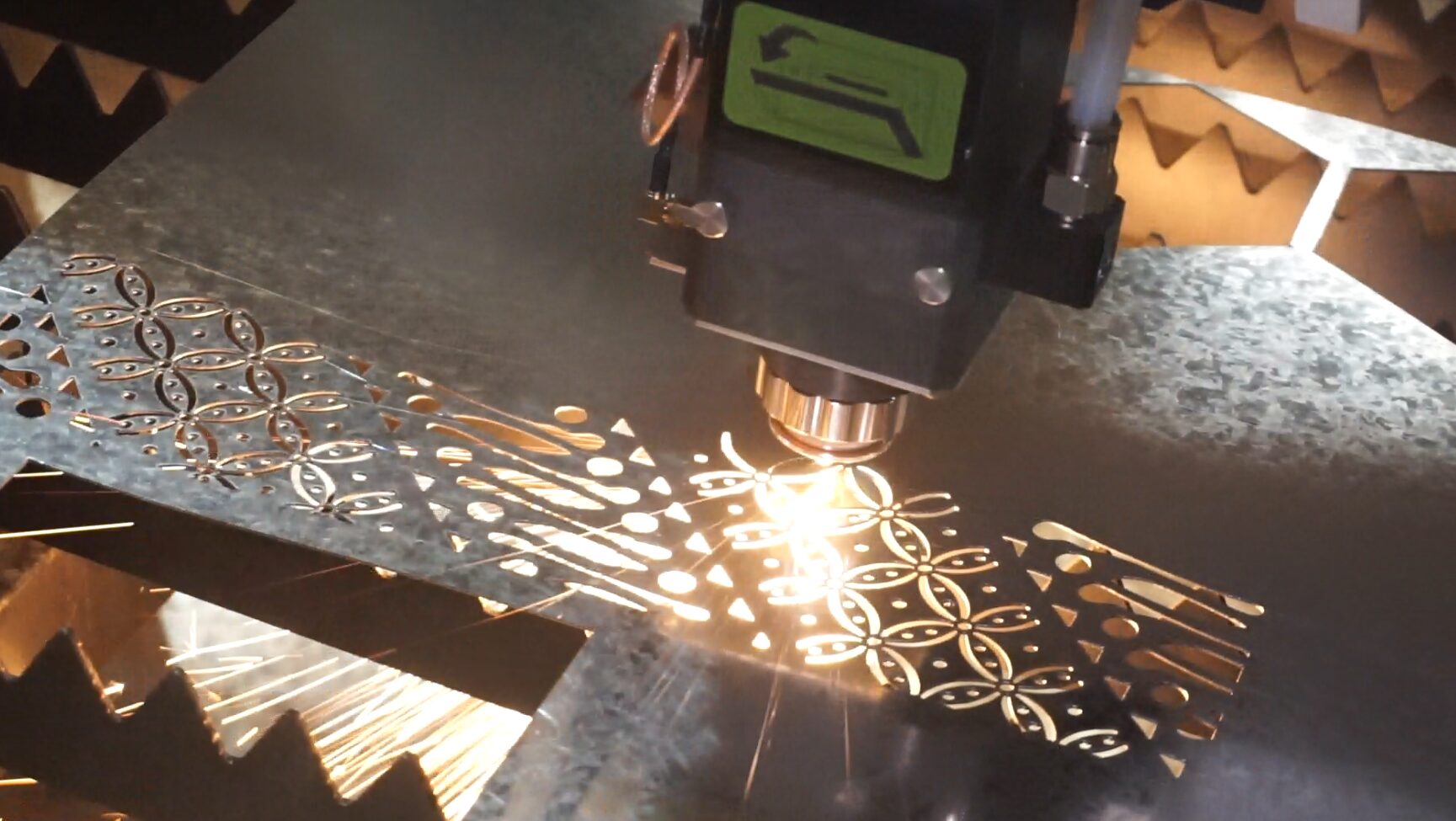 Jual Mesin CNC Fiber Laser Cutting di Riau dan Sekitarnya